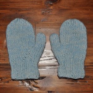 Kyber Outerwear | Accessories | Kyber Outerwear Handknit In Nepal 0wool ...